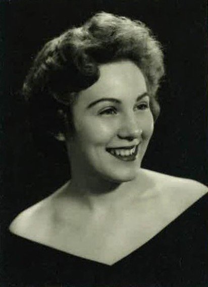 Air Force veteran thanks mother for teaching him what sacrifice means